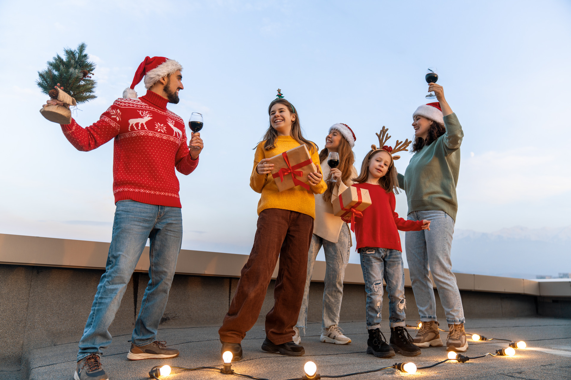 4 Active Christmas Activities to Try This Holiday Season